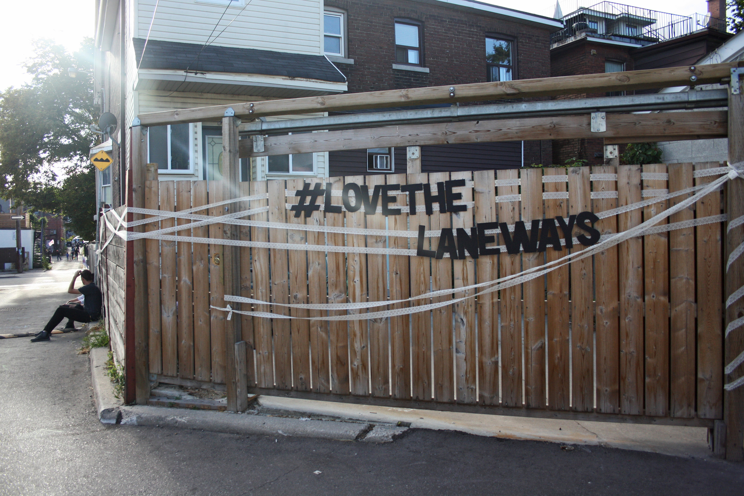 Revitalizing Toronto's Untapped Laneways as Public Spaces - INKspire